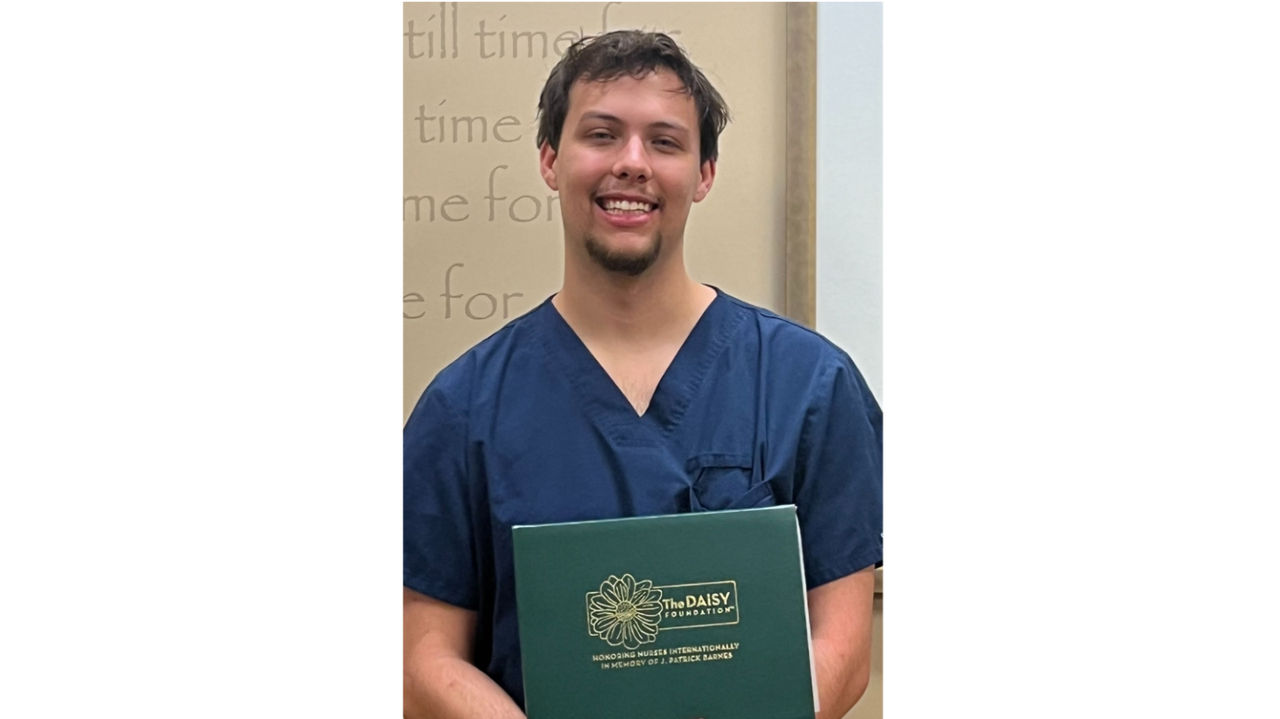 Zach Reich honored with DAISY Award | CommonSpirit Health